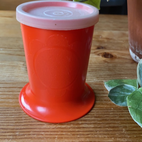 Vintage | Kitchen | Vintage Flower Tupperware Container | Poshmark